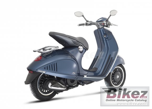 Vespa 946 gallery